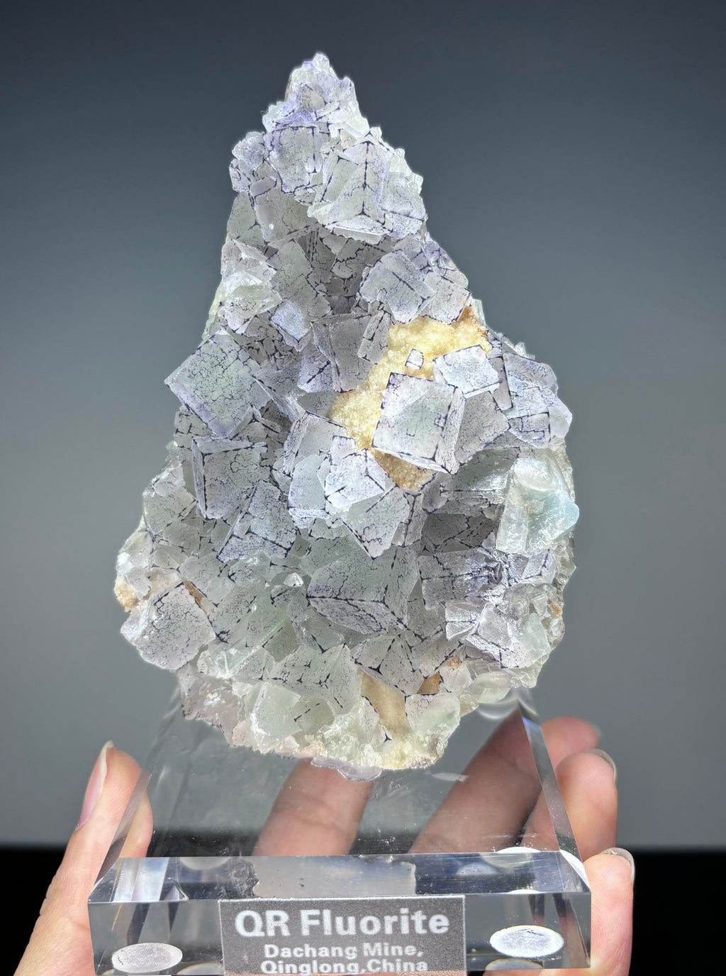 Purple Flourite Raw Mineral Specimen with QR Code Formations from Guiz ...